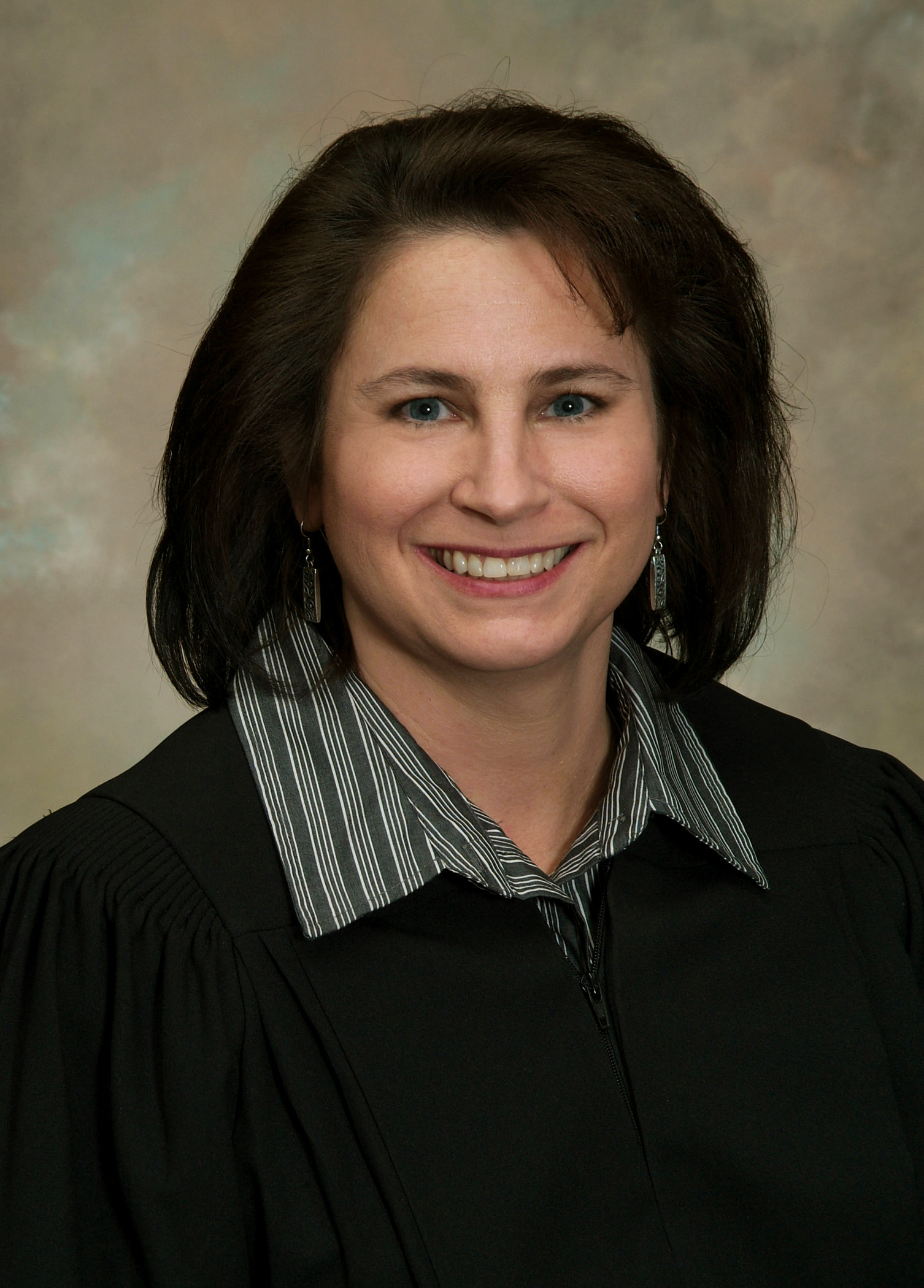 RETIRED JUDGES & ASSOCIATES